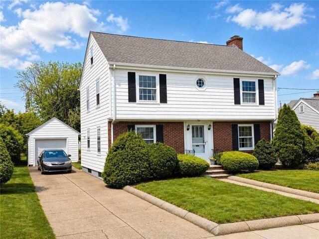 house with 3 bedroom, Pawtucket RI ES103186840
