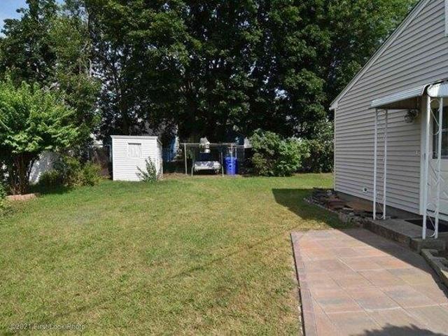 house with 3 bedroom, Pawtucket RI ES105080364