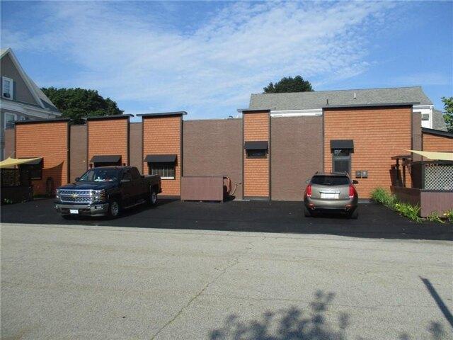 house with 3 bedroom, Pawtucket RI ES105106436