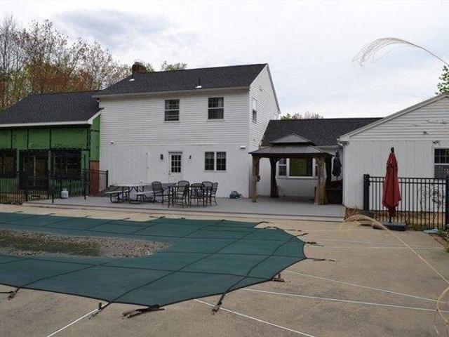 house with 3 bedroom, Paxton MA DS102585141