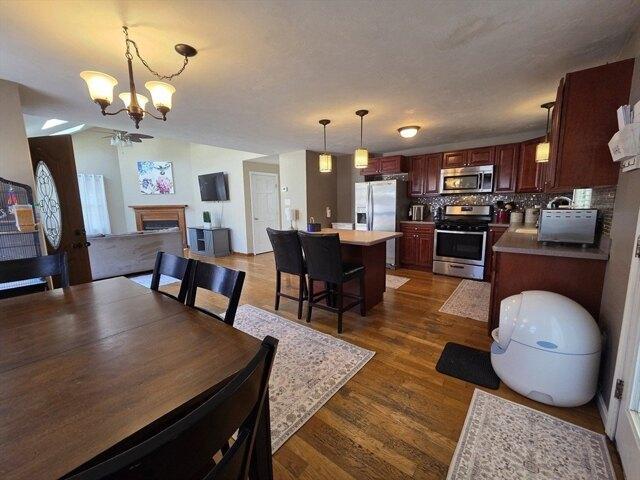 house with 3 bedroom, Pembroke MA DS102860460