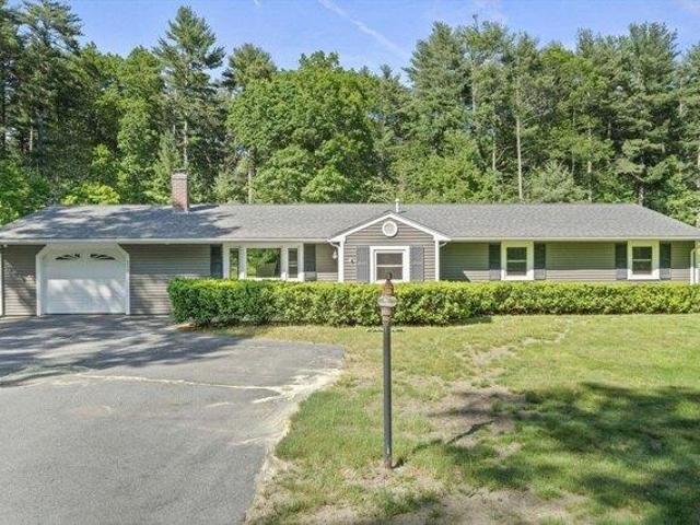 house with 3 bedroom, Pembroke MA DS103185809