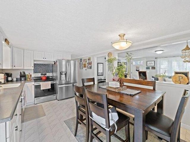house with 3 bedroom, Pembroke MA ES103251105