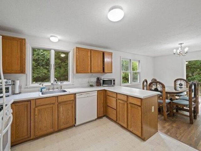 house with 3 bedroom, Pembroke MA ES105143550