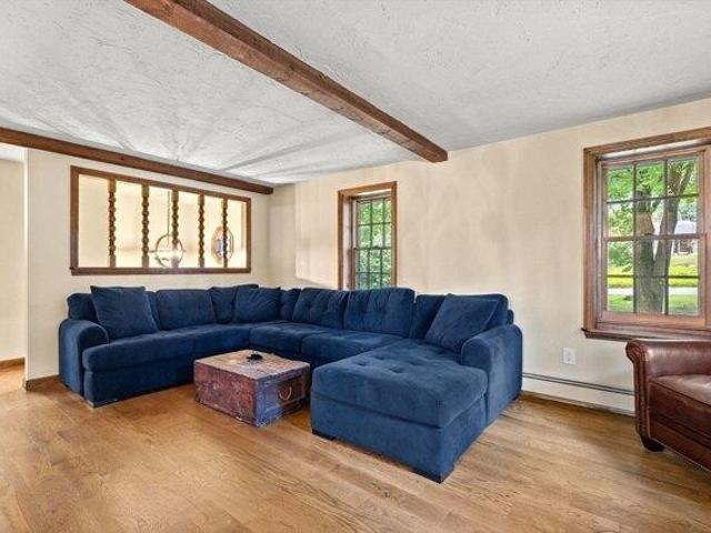 house with 3 bedroom, Pembroke MA ES105144407