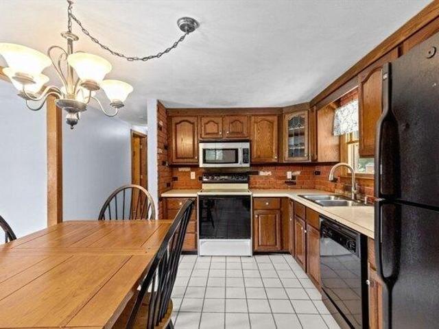 house with 3 bedroom, Pembroke MA ES105160391