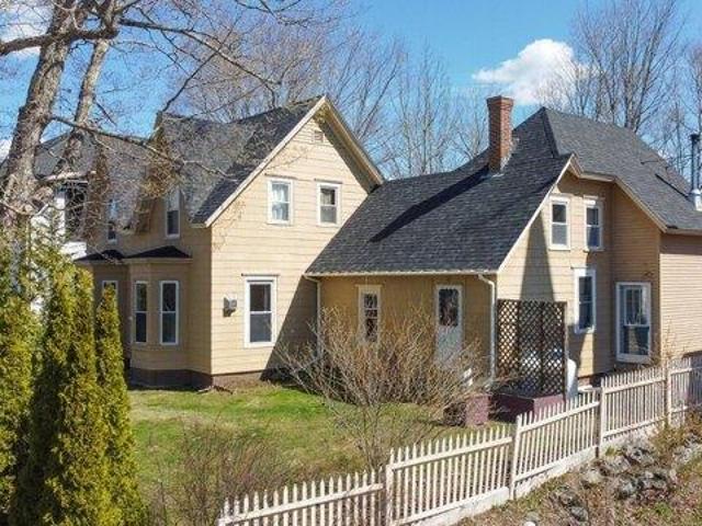 house with 3 bedroom, Pembroke ME ES105127606