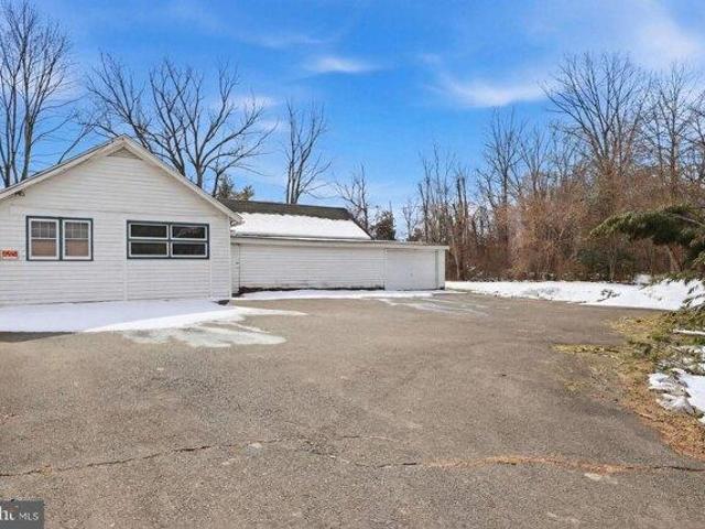 house with 3 bedroom, Pennington NJ ES102826388