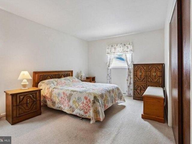 house with 3 bedroom, Pennsauken NJ ES105176497