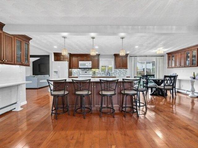 house with 3 bedroom, Peabody MA DS102591828