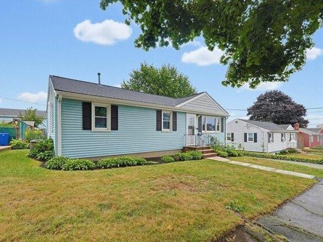 house with 3 bedroom, Peabody MA ES105190250