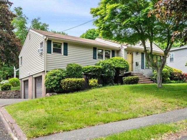house with 3 bedroom, Peabody MA ES103221102