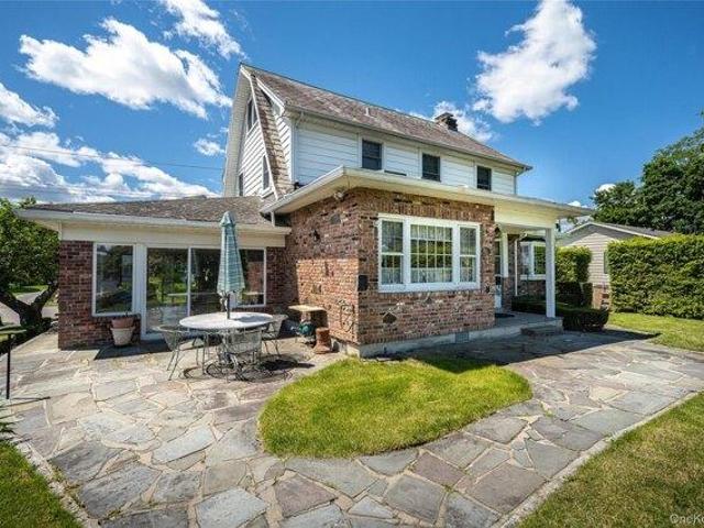house with 3 bedroom, Peekskill NY ES103601120