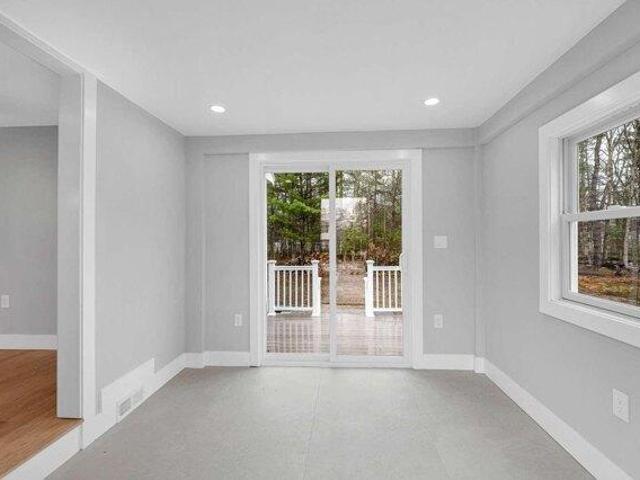 house with 3 bedroom, Pelham NH DLS102861020