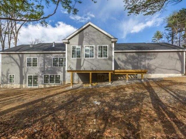 house with 3 bedroom, Pelham NH DLS103124705