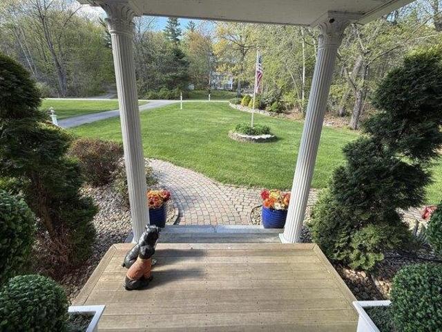 house with 3 bedroom, Pelham NH DS102371487