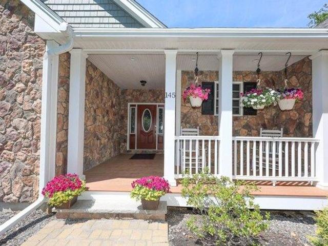 house with 3 bedroom, Pelham NH DS103159884