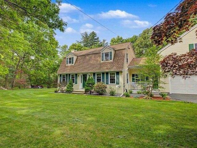 house with 3 bedroom, Pelham NH DS103185400