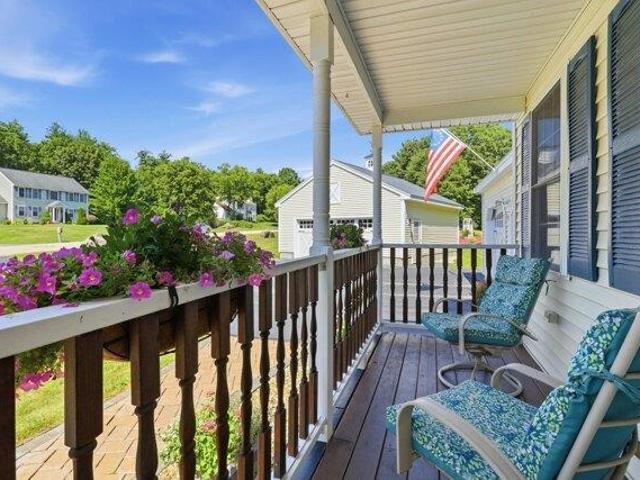 house with 3 bedroom, Pelham NH ES105125671