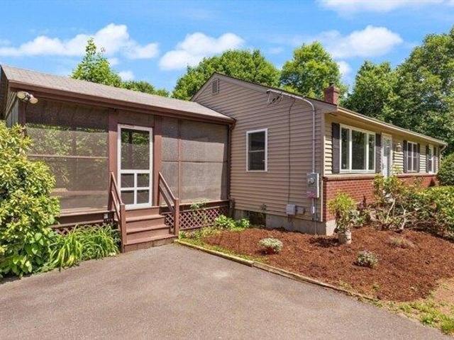 house with 3 bedroom, Pepperell MA DS103437970