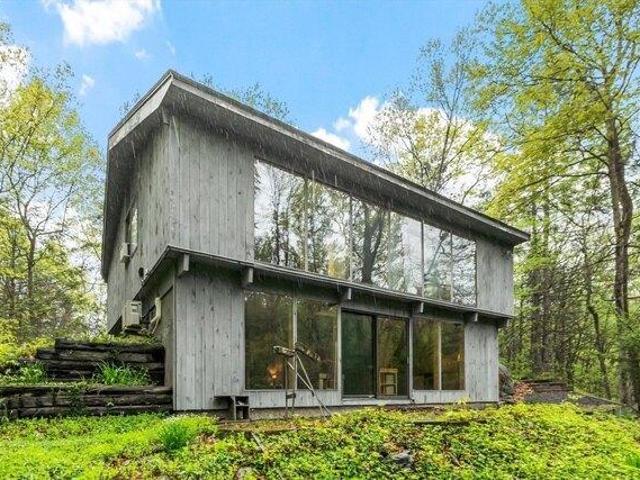 house with 3 bedroom, Pepperell MA ES105107115
