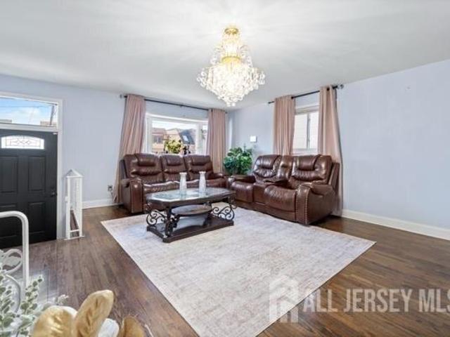 house with 3 bedroom, Perth Amboy NJ DS101783389