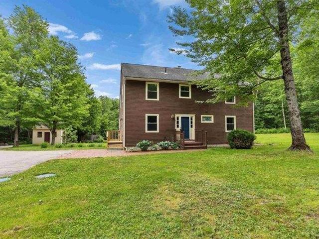 house with 3 bedroom, Peterborough NH ES104234714