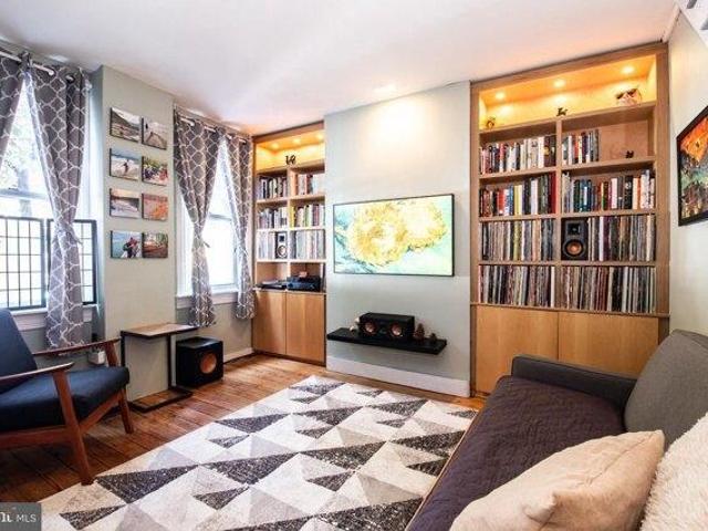 house with 3 bedroom, Philadelphia PA DLS88247008