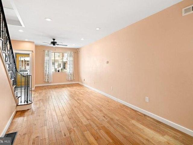 house with 3 bedroom, Philadelphia PA ES103625956