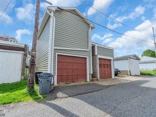 house with 3 bedroom, Phillipsburg NJ DLS102280579