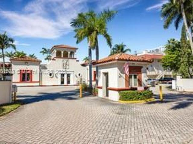 house with 3 bedroom, Pinecrest Fl FL DS102661128