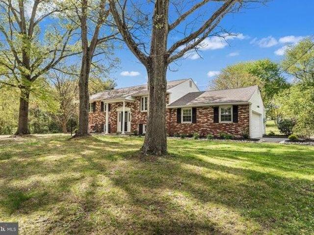 house with 3 bedroom, Pilesgrove NJ DLS102725077