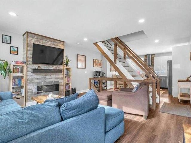 house with 3 bedroom, Pittsburgh PA DLS88247340