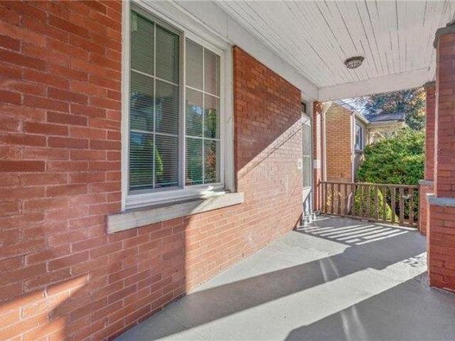 house with 3 bedroom, Pittsburgh PA ES104904410