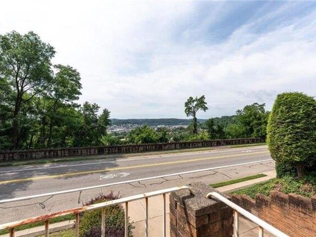house with 3 bedroom, Pittsburgh PA ES104905040
