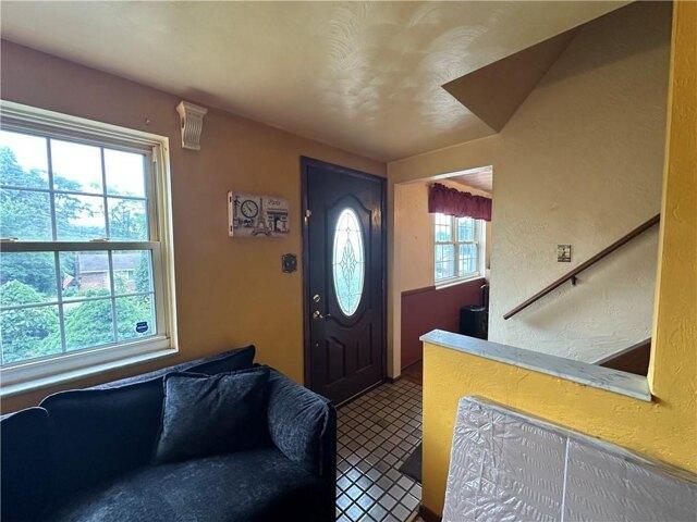 house with 3 bedroom, Pittsburgh PA ES104908059