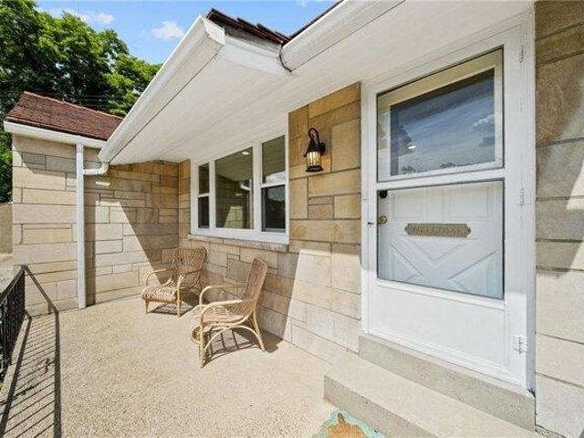 house with 3 bedroom, Pittsburgh PA ES104901792