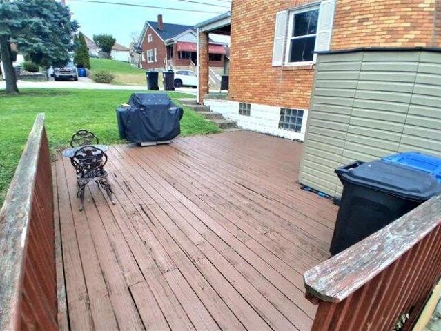 house with 3 bedroom, Pittsburgh PA ES104902370