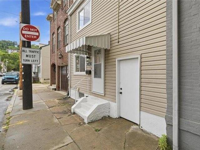 house with 3 bedroom, Pittsburgh PA ES104902729