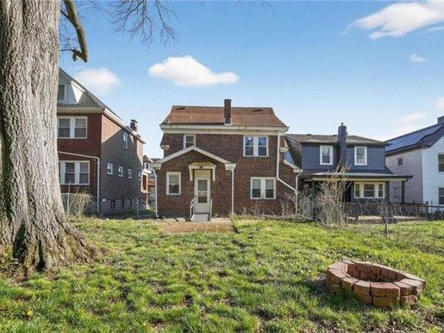 house with 3 bedroom, Pittsburgh PA ES103587953