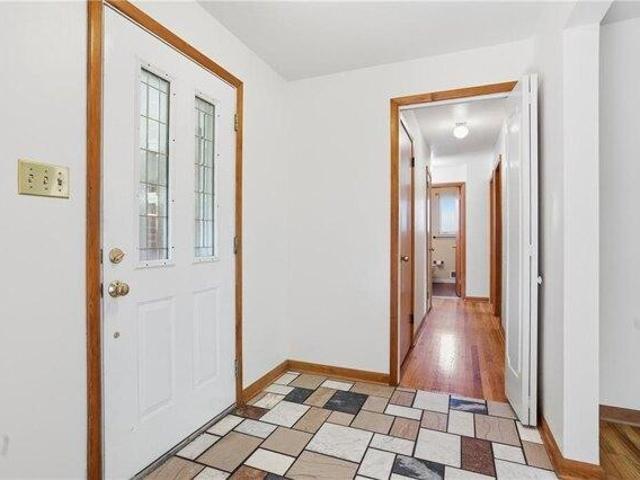 house with 3 bedroom, Pittsburgh PA ES103601766