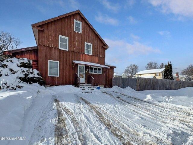 house with 3 bedroom, Pittsfield MA DLS101750061