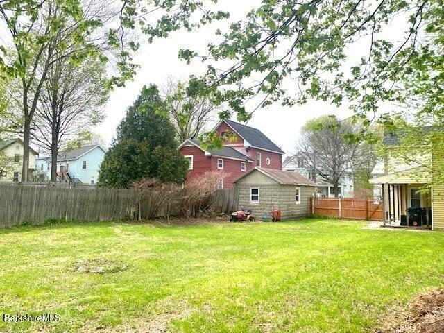 house with 3 bedroom, Pittsfield MA DLS102089123
