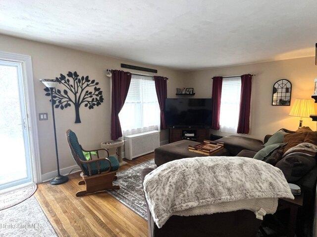 house with 3 bedroom, Pittsfield MA DLS102119870