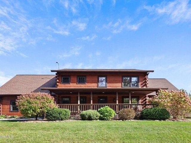 house with 3 bedroom, Pittsfield MA DLS102561620