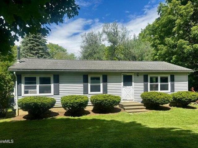 house with 3 bedroom, Pittsfield MA DS104116513