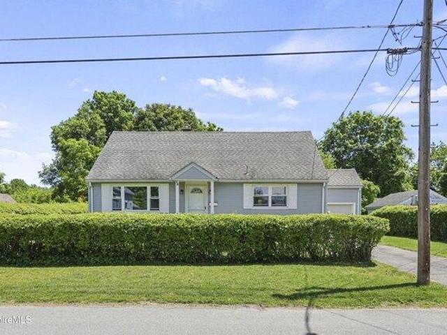 house with 3 bedroom, Pittsfield MA DS104116624