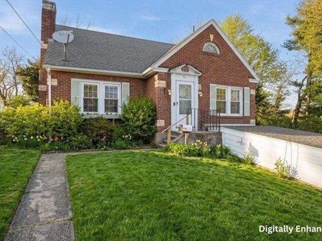 house with 3 bedroom, Pittsfield MA DS104112044