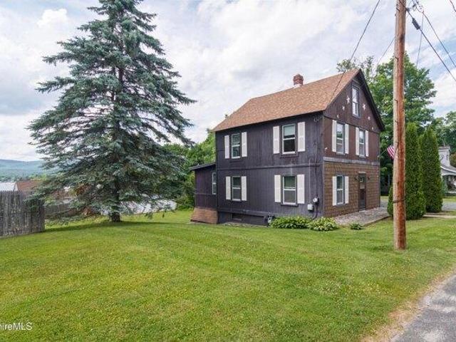 house with 3 bedroom, Pittsfield MA DS104153443