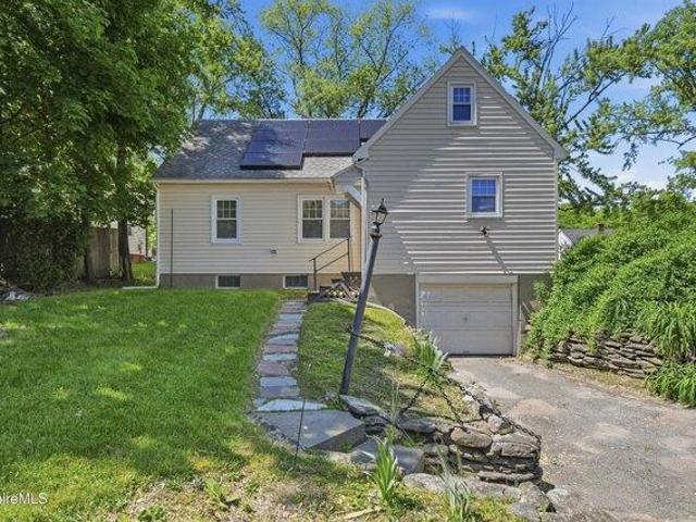 house with 3 bedroom, Pittsfield MA DS104235185